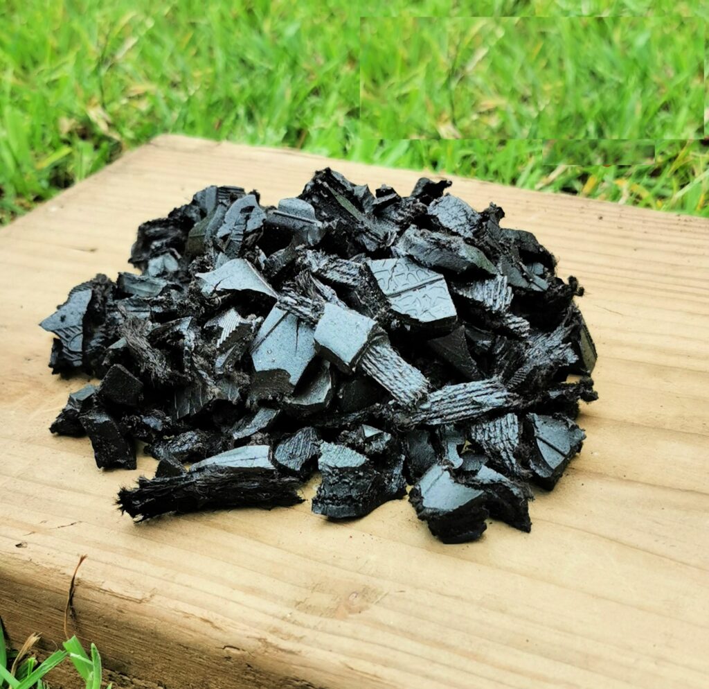 Safety Play Black Rubber Chippings Rubber Mulch Uk Play Bark